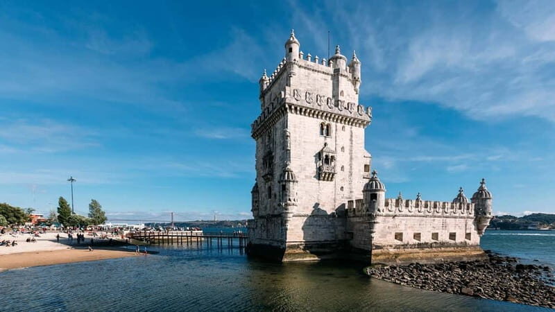 Lisbon: 3-Hour Private Sightseeing city Tour by Tuk Tuk . - The Itinerary in Detail