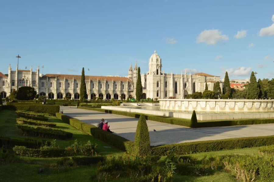 Lisbon - Belém: German private tour including monastery - The Value of a Private, Guided Experience