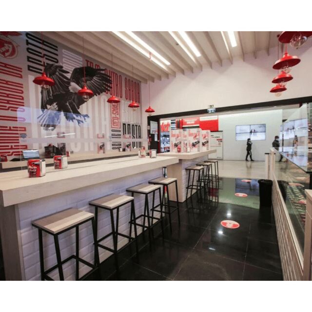 Lisbon: Benfica Stadium and Museum Tour with Meal and Scarf - Practical Details and Tips