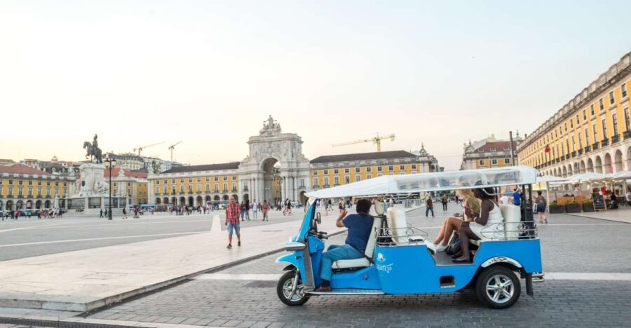 Lisbon by Tuk Tuk Guided Tour: City of Neighborhoods - A Closer Look at the Itinerary