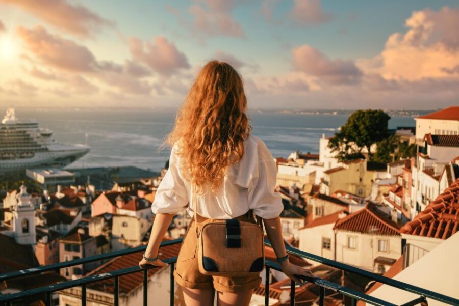 Lisbon: Capture the most Photogenic Spots with a Local - Photography and Authenticity
