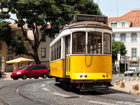 Lisbon: City Highlights Customizable Tour - Exploring Lisbon’s Historic Neighborhoods