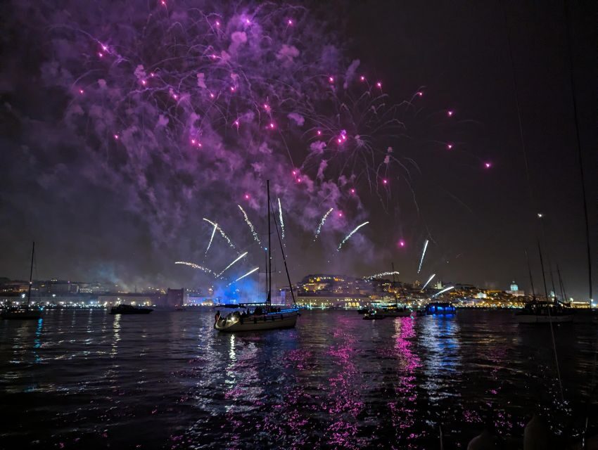 Lisbon: Dazzling New Year's Private Boat Tour (2h) - Practical Considerations