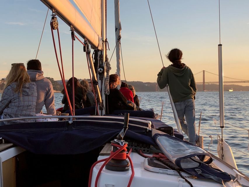 Lisbon: Enjoy a Sunset or Night Tagus River Sailboat Cruise - What the Reviews Say