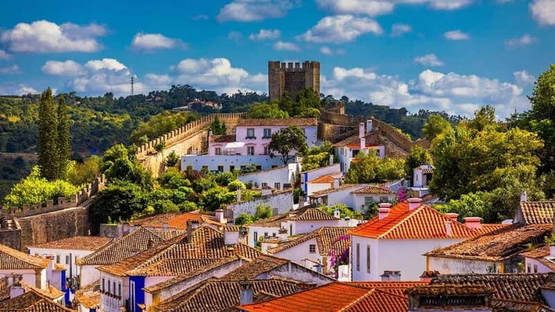 Lisbon: Fátima, Batalha, Nazaré, and Óbidos Day Trip - Detailed Breakdown of the Itinerary