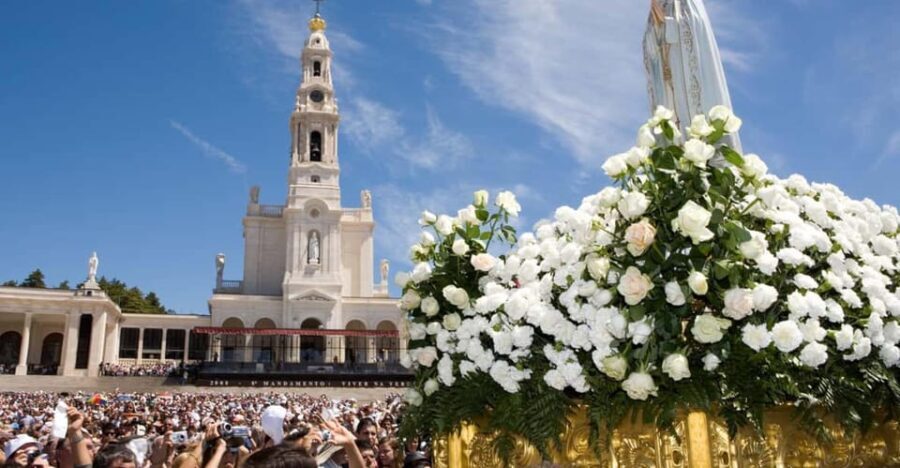 Lisbon: Fátima, Nazaré and Óbidos Full-Day Private Tour - Who Is This Tour Best For?