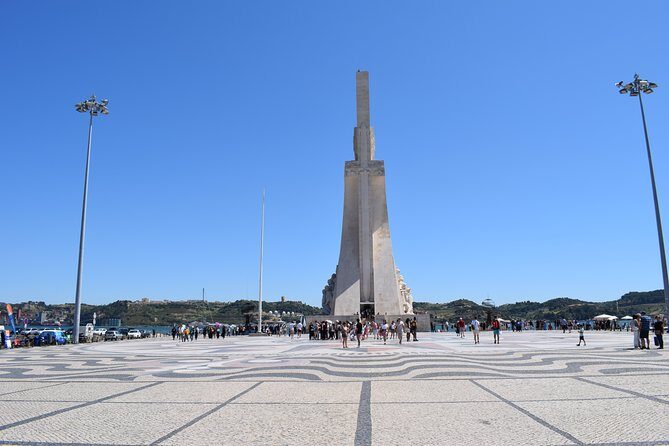 Lisbon Full Day Private Tour from the West - Detailed Breakdown of the Itinerary