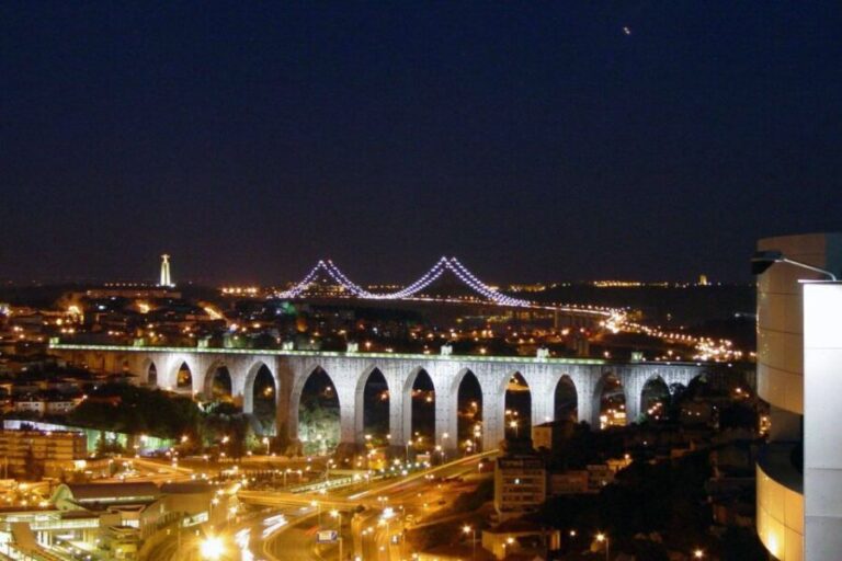 Lisbon: Half-Day Night Group Tour w/ Fado Dinner Show - What Makes This Tour Stand Out