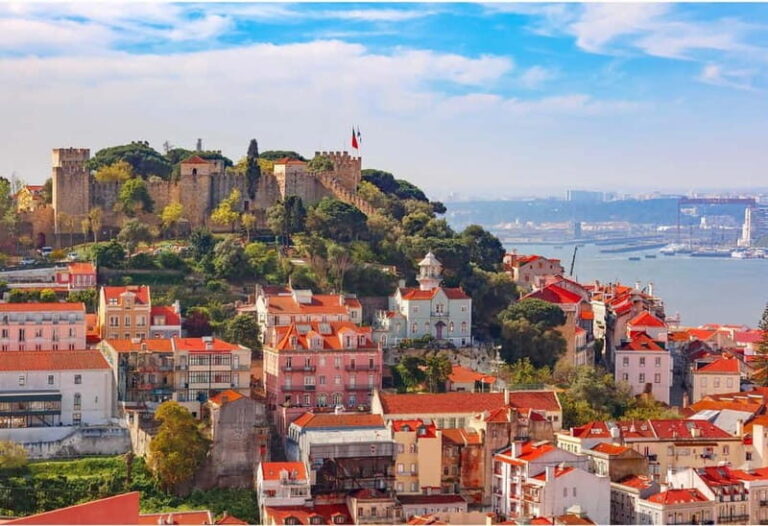 Lisbon: Historical Old Town Tour by Tuk Tuk. - Final Thoughts: Who Will Appreciate This Tour?