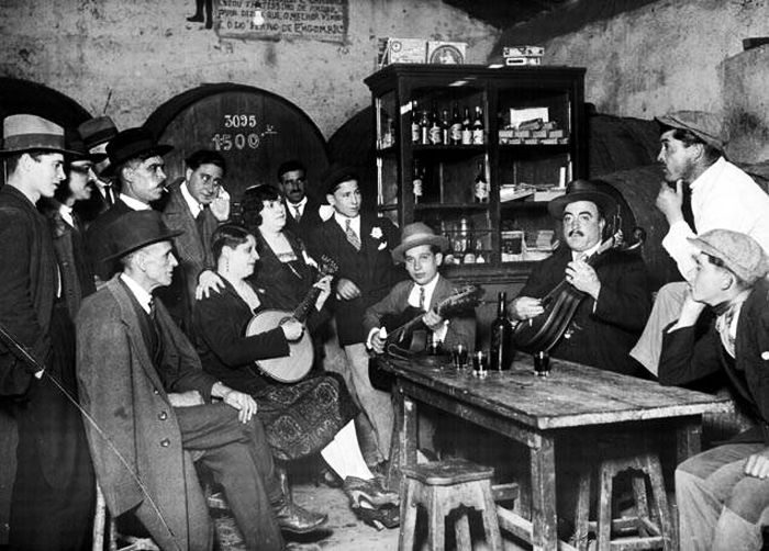 Lisbon: Luxury Fado Tour with Dinner included - The Itinerary in Detail
