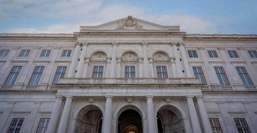 Lisbon: National Palace of Ajuda E-Ticket & City Audio Guide - The Itinerary in Detail