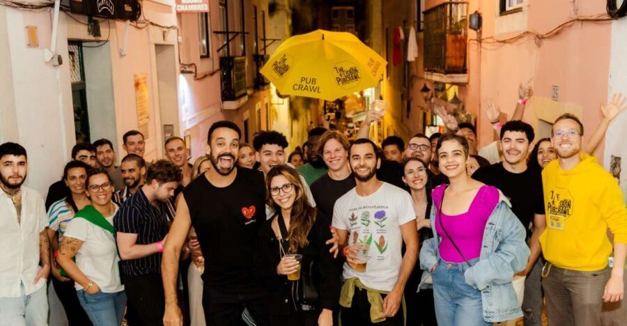 Lisbon Premium Pubcrawl: 1h Open Bar, Shots, VIP Club Entry - What Makes This Pubcrawl Stand Out?