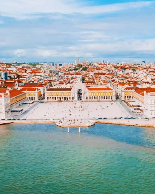 Lisbon: Private Old Town Tuk Tuk Tour - The Itinerary in Detail