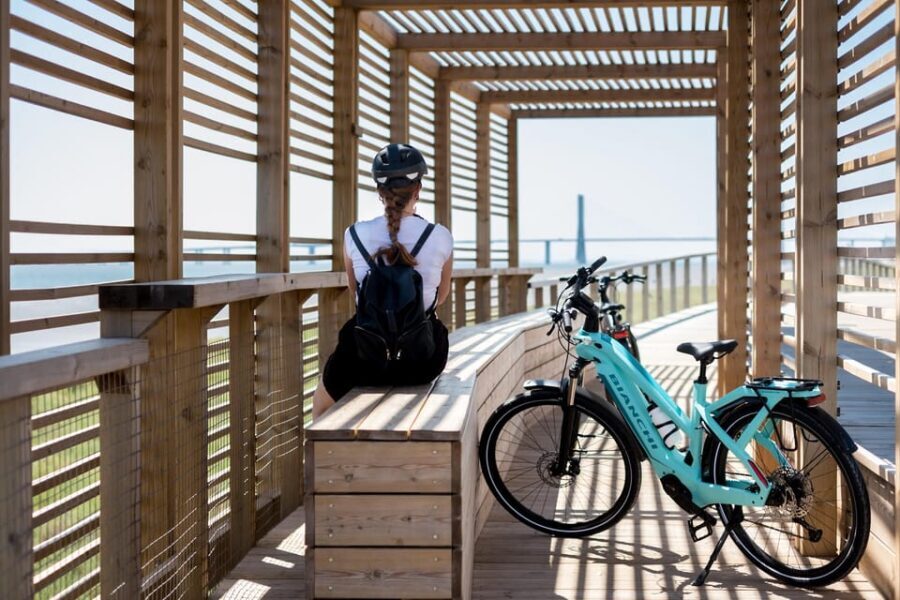 Lisbon: Riverside beauty by E-Bike - A Scenic, Nature-Inspired Interlude