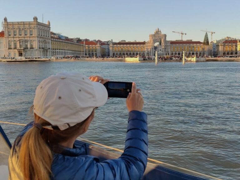 Lisbon: Scenic Day & Sunset Boat Tour with a Drink - Authentic Reviews: What Travelers Say