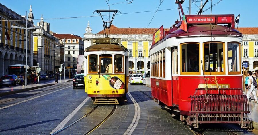 Lisbon: Sintra and Cascais Private Day Trip with Local - Sintra: Fairytale Castles and Stunning Gardens