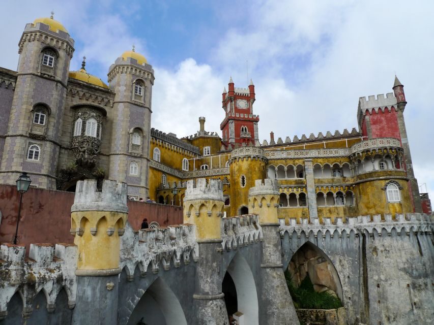 Lisbon: Sintra, Cascais and Estoril Private Day Tour - Why This Tour Stands Out