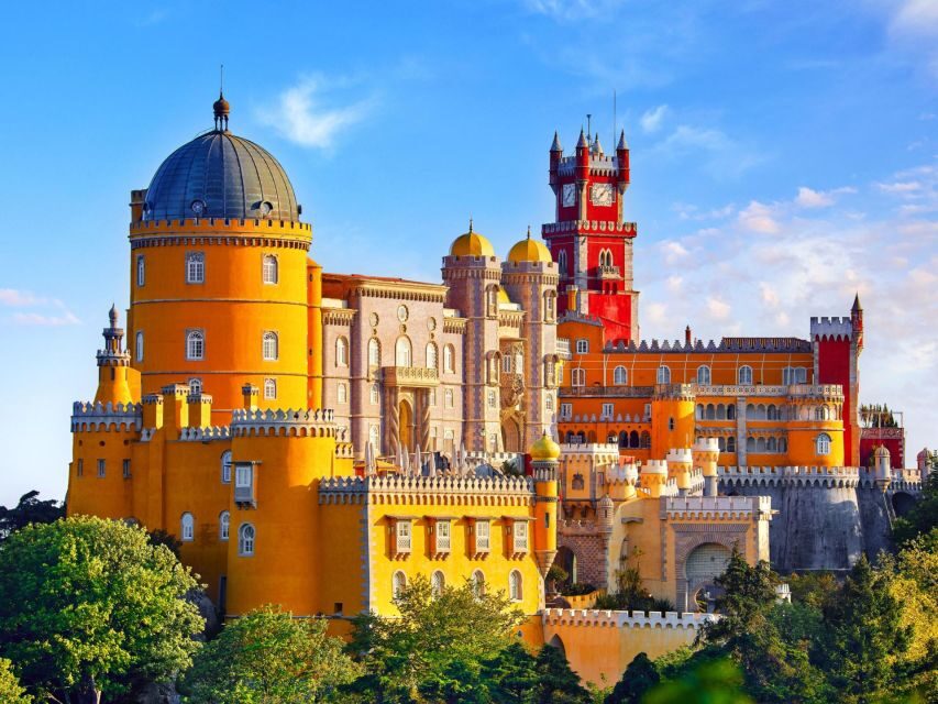 Lisbon: Sintra, Pena Palace and Cascais Region Private Tour - Detailed Breakdown of the Itinerary