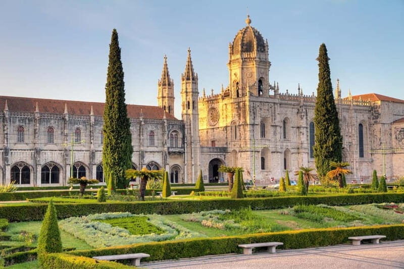 Lisbon: Skip-the-line Jerónimos Monastery Tour with Tickets - Exploring the Jerónimos Monastery: A Closer Look