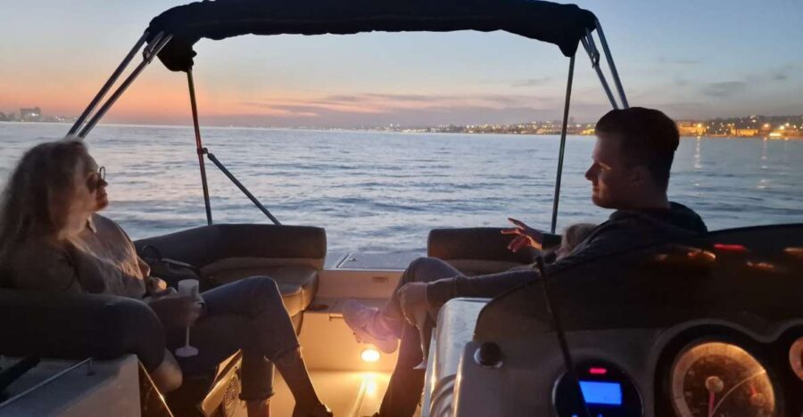 Lisbon: Tagus River Boat Sunset and Night Champagne Tour - A Closer Look at the Experience