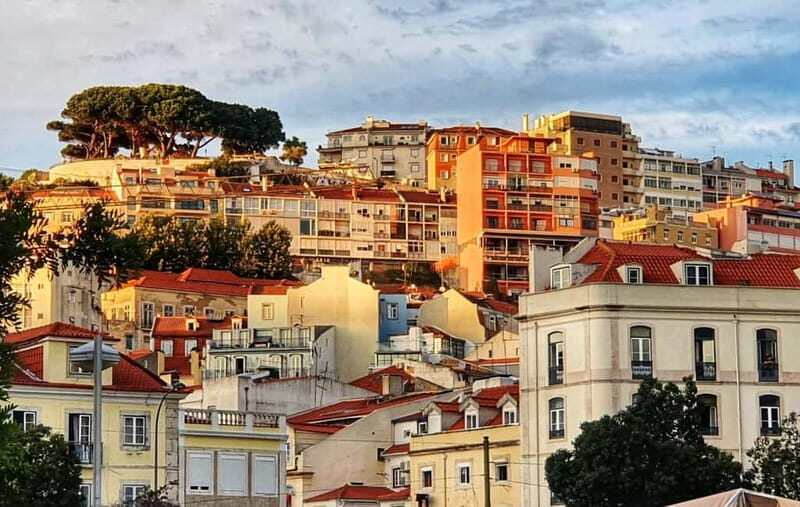 Lisbon: Tuk-Tuk Tour Historical Alfama old town private tour - Transportation and Practicalities