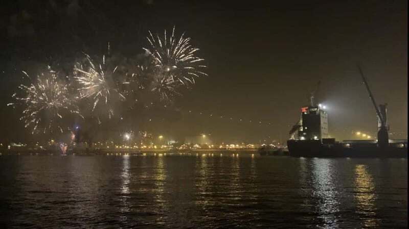 Lisbon:New Year's Eve on a Sailboat - Dining, Drinks, and Celebrations