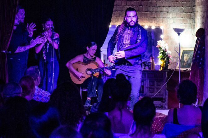 Live Flamenco Show in the City of Sevilla - Key Points