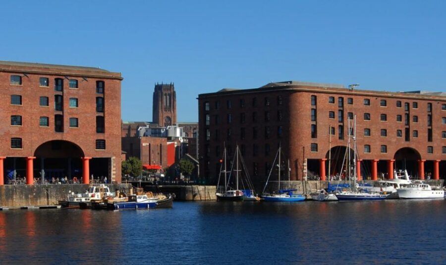 Liverpool: Best of Liverpool Sightseeing Private Taxi Tour - The Comfort and Convenience of a Private Taxi