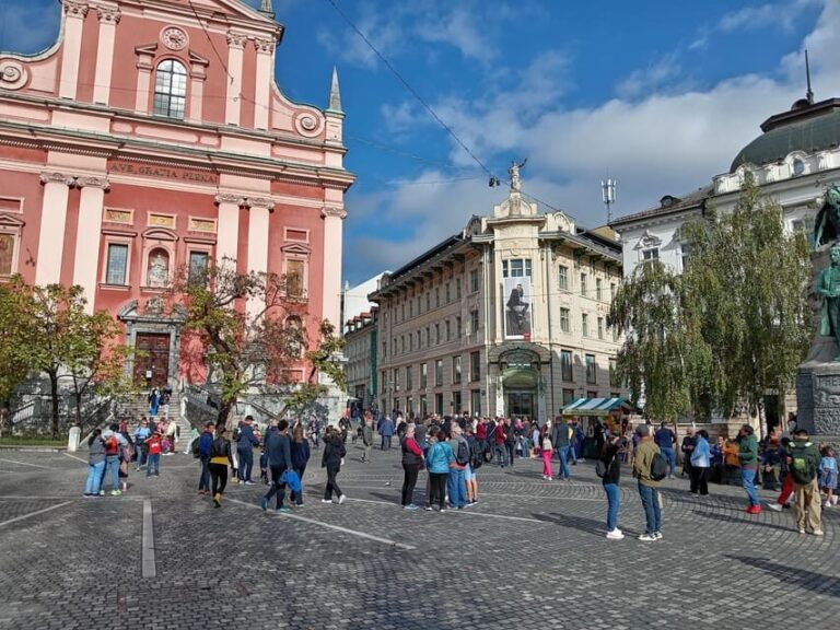 Ljubljana: City Center Walking Tour History Experience - Practical Considerations