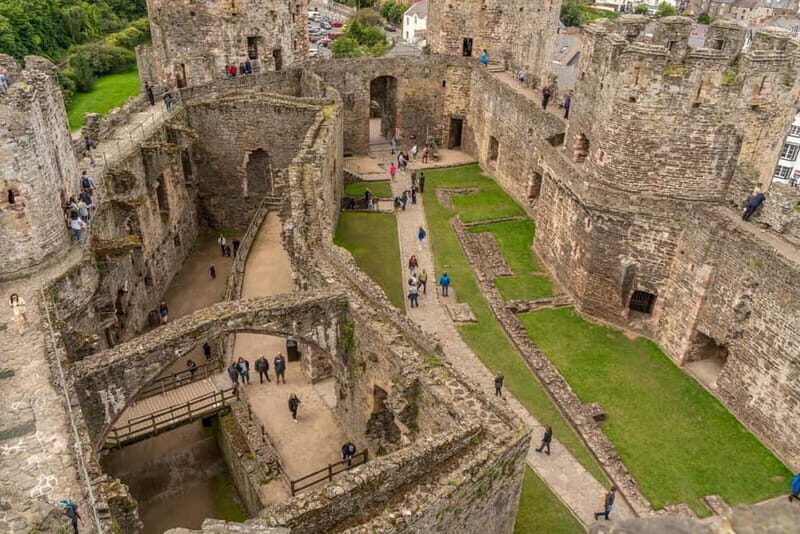 Llandudno Gateway: Snowdonia, Castles & Portmeirion Day Tour - Why This Tour Might Be Perfect for You