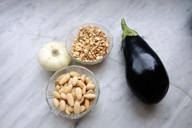 Local Market Visit and Private Cooking Class at a Cesarina's Home in Lecce - Practical Details: What to Expect