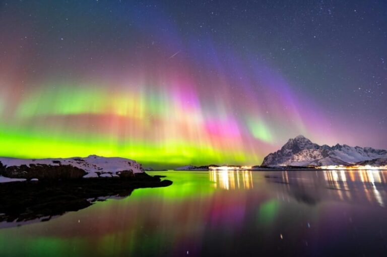 Lofoten: The Aurora Jæger  Northern Lights Hunt with Local - The Experience in Detail