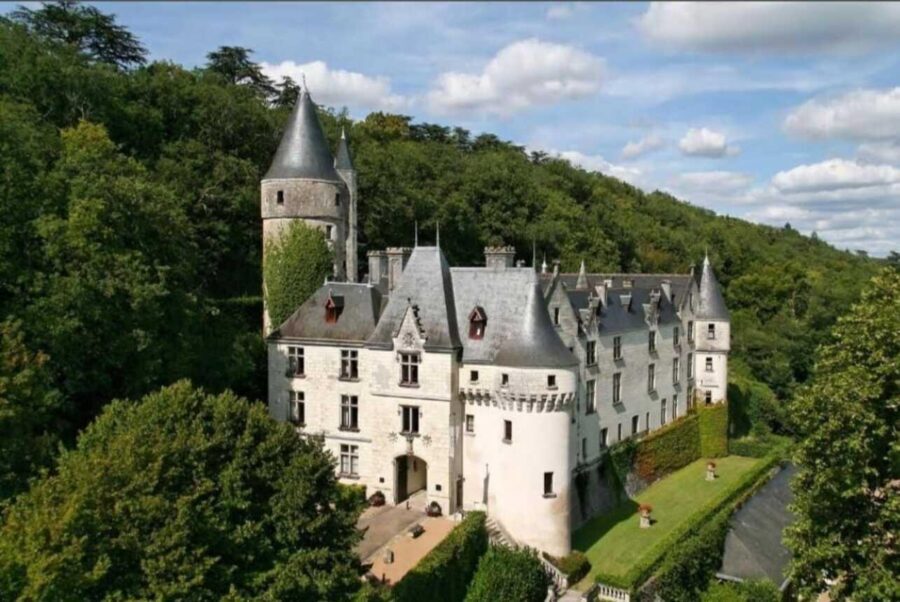 Loire Valley Royal Getaway: E-bike Ride & Stay in a château - A Closer Look at the Itinerary and Experience