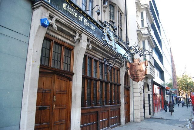 London: 2-Hour Historic Pub Tour - The Experience: What It Feels Like