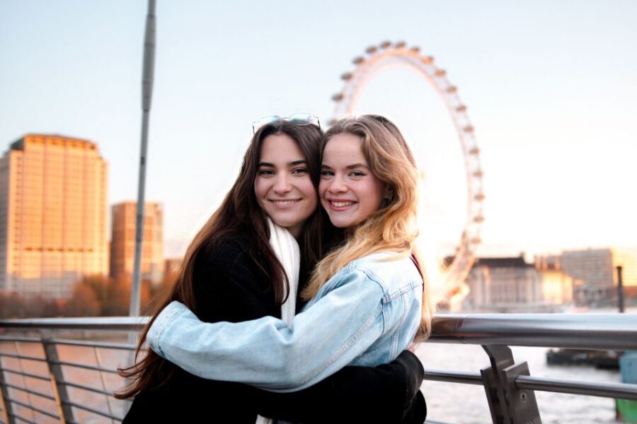 London: A Unique Photoshoot Experience at Famous Sites - Analyzing the Cost and Value