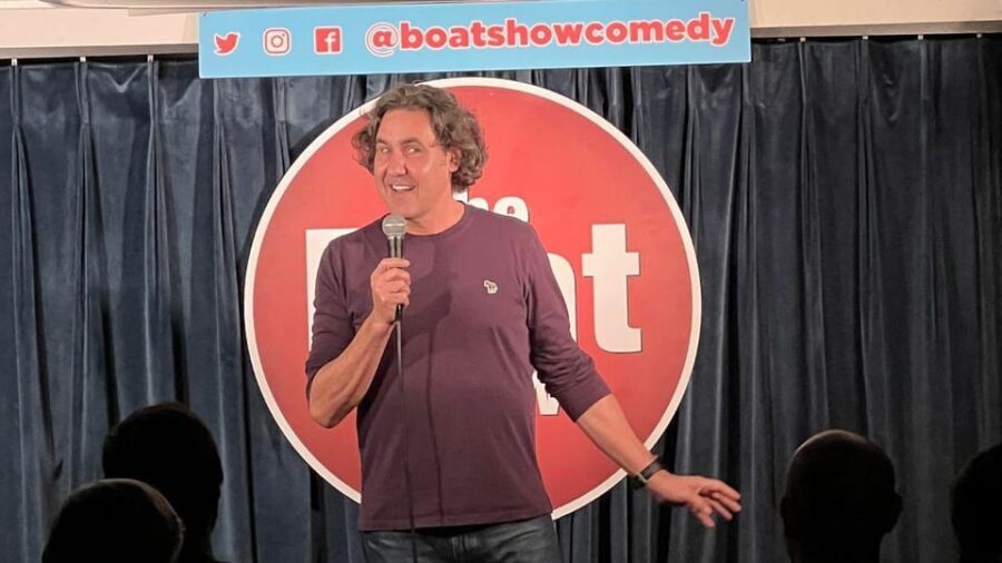 London: Boat Show Comedy Club New Material Night - The Sum Up: Is It Worth Your Time?