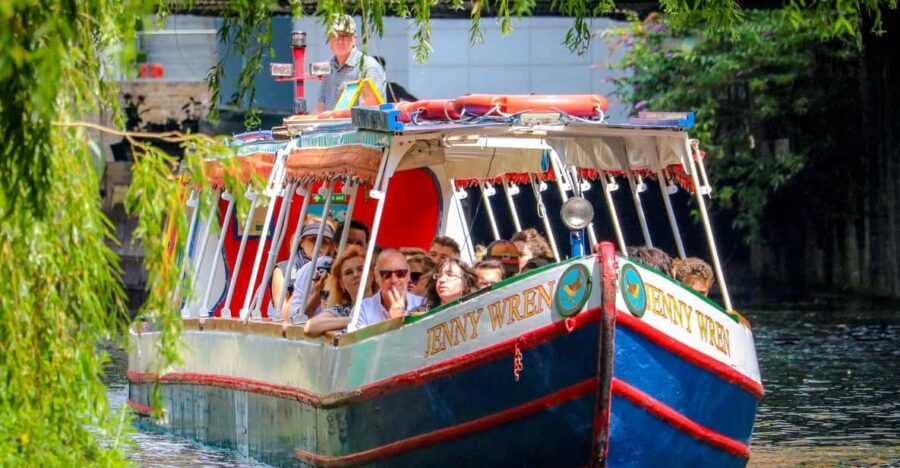 London: Canal Boat Ride on Camden Lock - What Makes the Experience Stand Out?