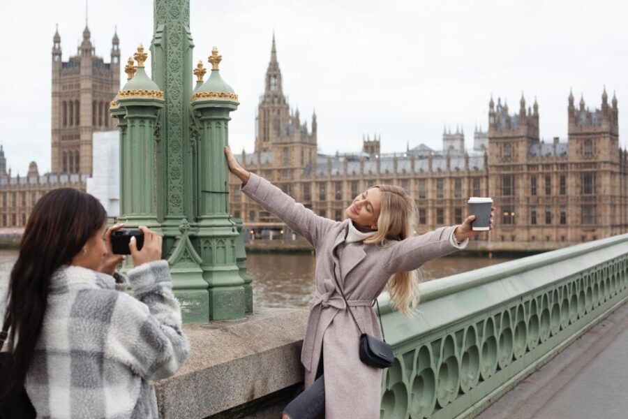 London: Capture the most Photogenic Spots with a Local - About the Tour Experience