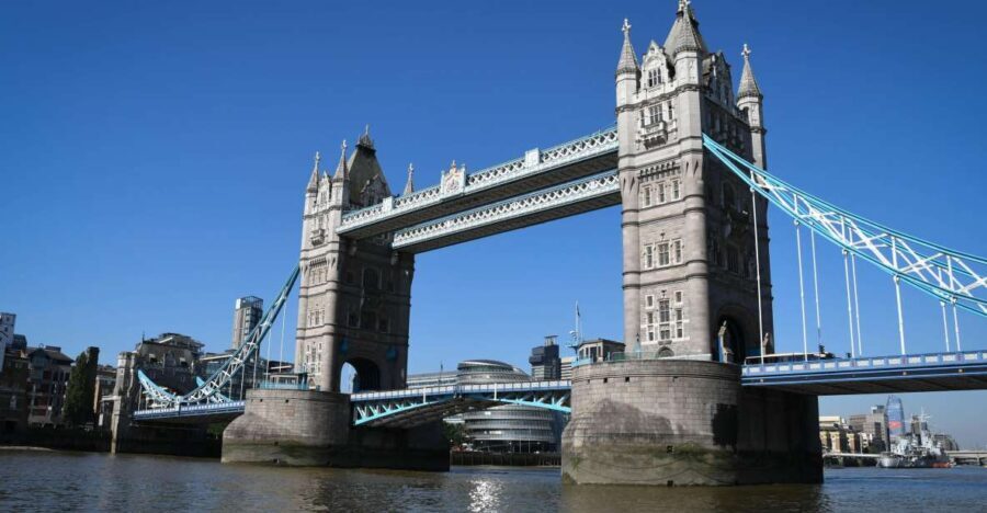 London: Castles & Bridges Southbank Walking Tour - What You’ll Love