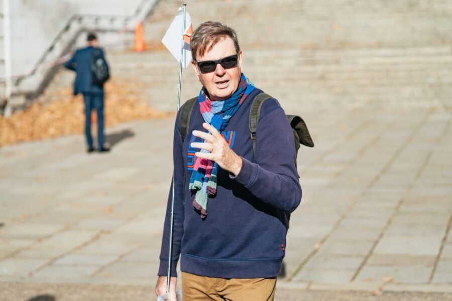 London: Changing of The Guard Tour - Meeting and Logistics