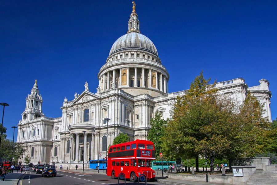 London: Crown Jewels Tour with River Cruise - A Closer Look at the Highlights and Possible Drawbacks