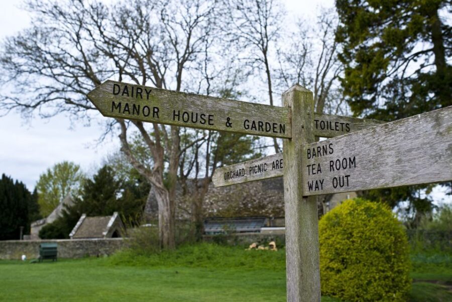 London: Downton Abbey, Cotswolds, and Highclere Castle Tour - Filming Sites and Village Walks
