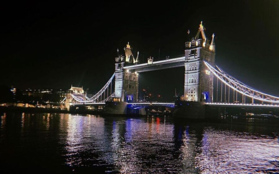 London: Explore London By Night In A VIP Private Car - What Travelers Say