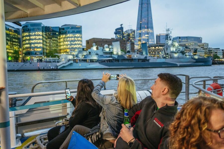 London: Ghost Walk and River Thames Boat Ride - A Detailed Breakdown of the Itinerary