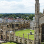 London: Guided tour of Cambridge - Sedan - The Starting Point: A Warm Welcome in London