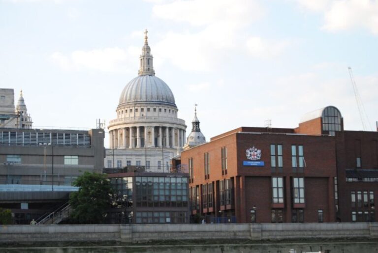 London Half-Day Private Chauffeur Driven Tour - The Bottom Line