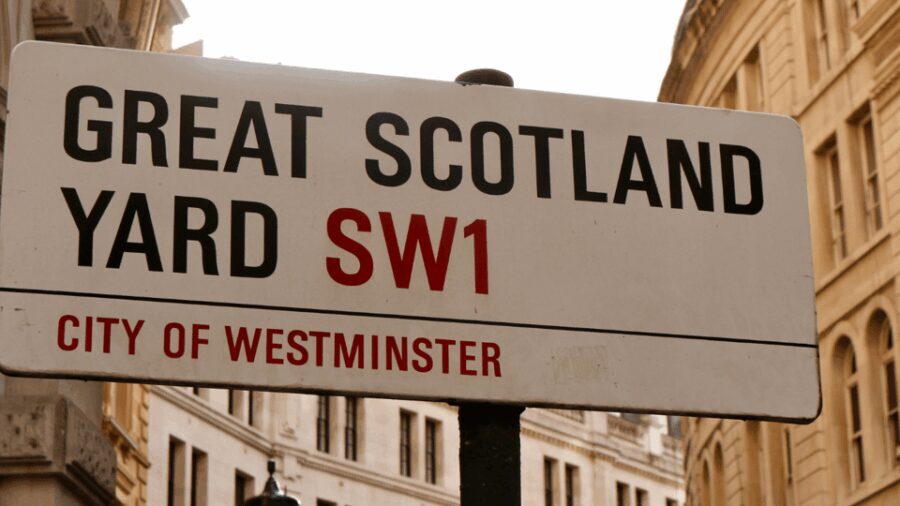 London: Harry Potter Movie Location Tour with an APP - Authenticity Meets Practicality: What Makes This Tour Stand Out