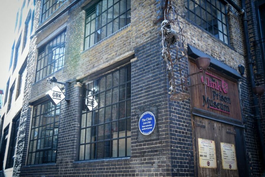 London: Harry Potter Walking Tour and River Thames Cruise - A Complete, Honest Review of the Harry Potter & Thames Experience