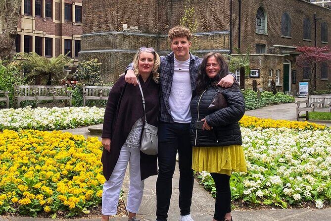 London Hidden Gardens Taxi Tour - The Sum Up