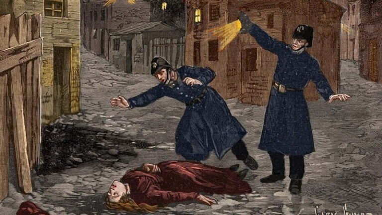 London: Jack the Ripper Walking Tour - The Crime Scene Stops and Their Significance